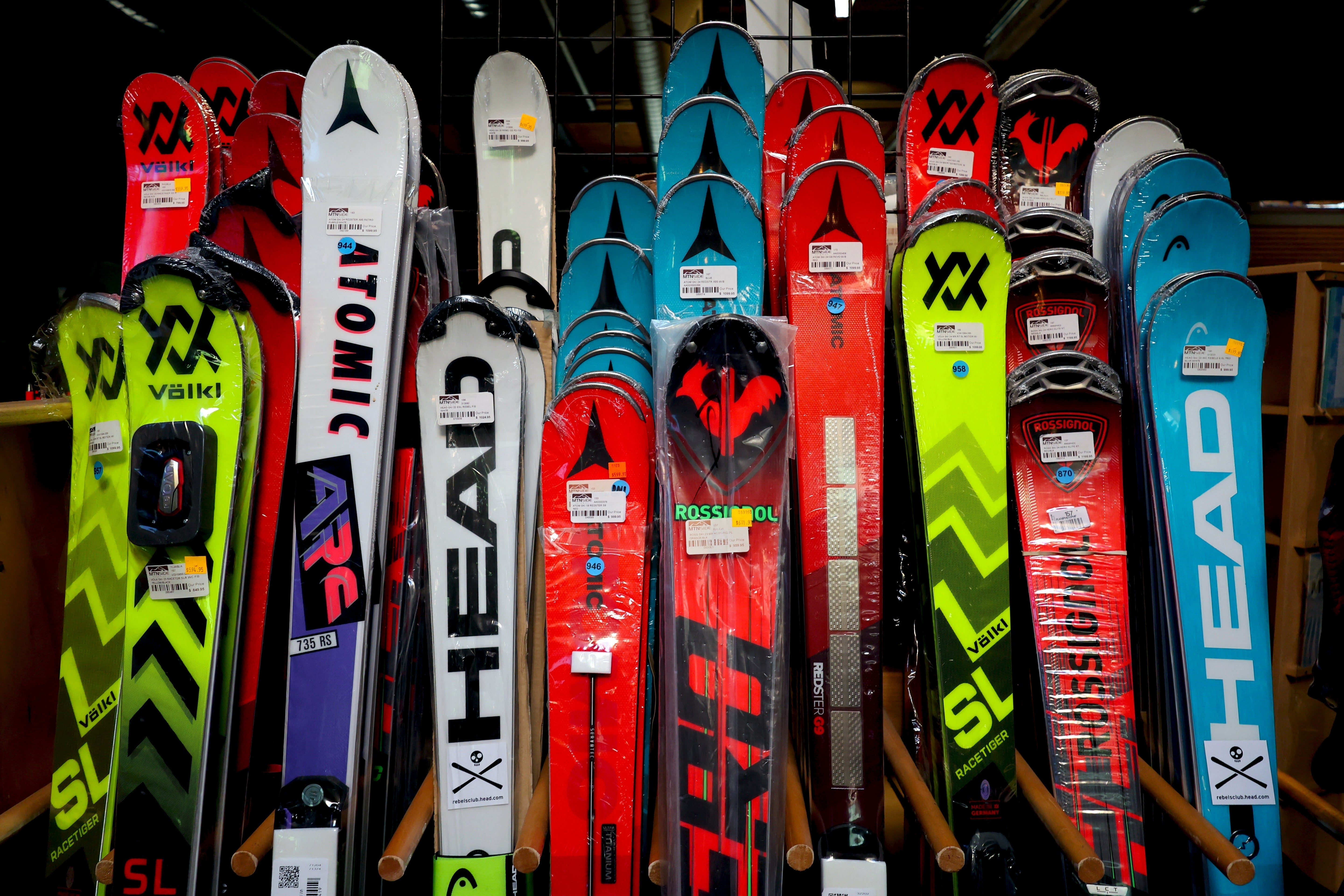 How to Choose the Right Skis | MTNside Ski & Ride